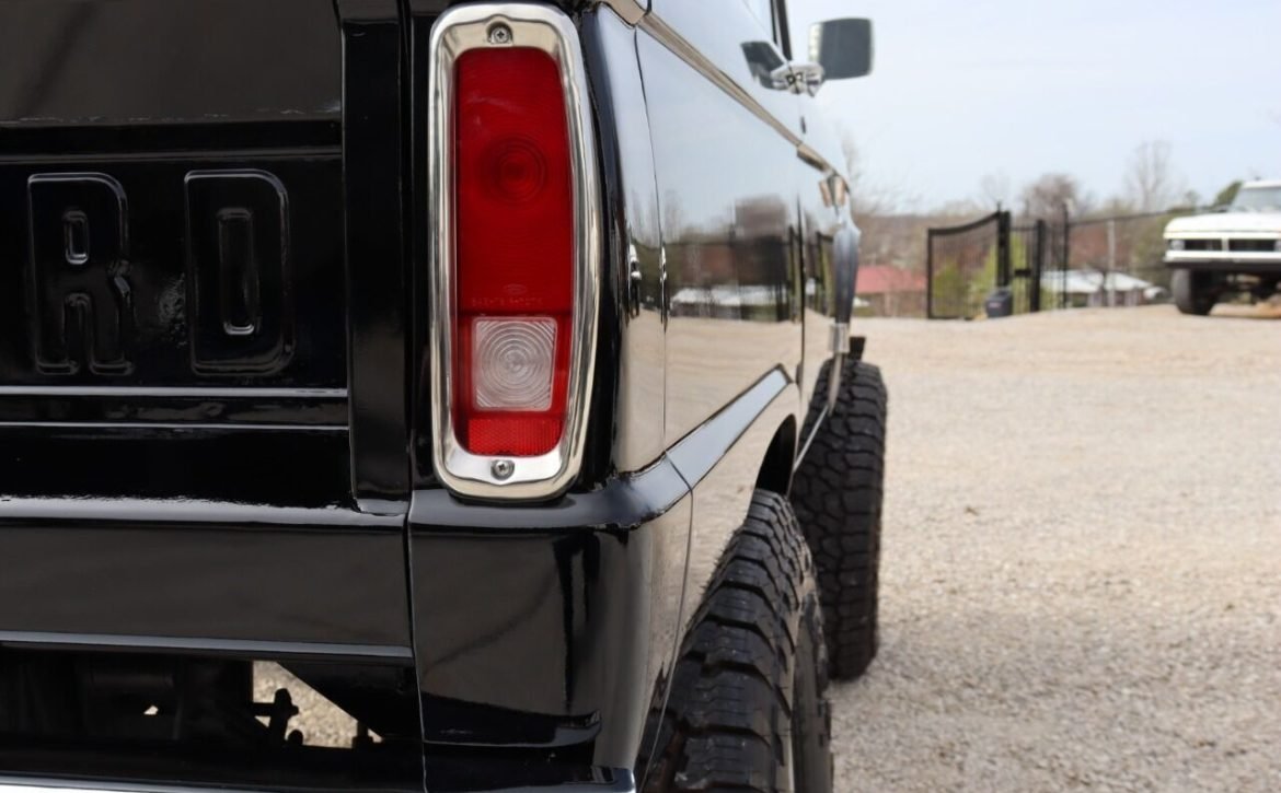 1966 Ford Bronco 4 BT Cummins SUV Full Restoration – Muscle Cars Weekly