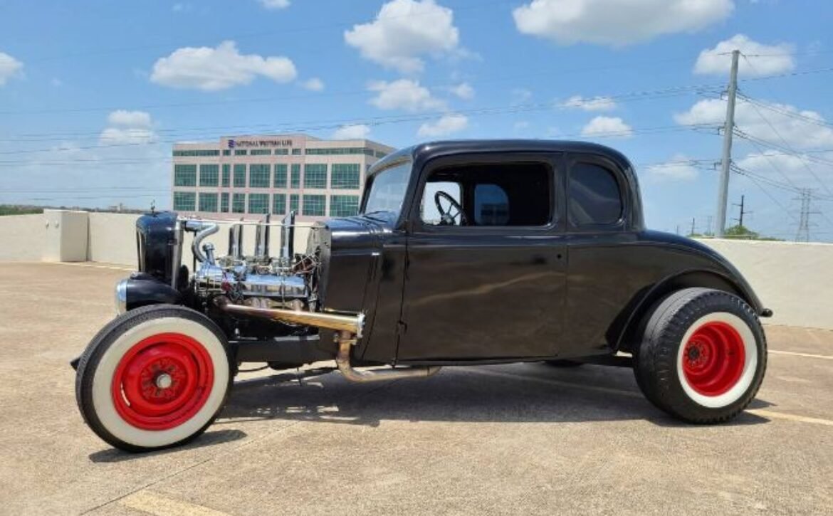 1934 Chevrolet Coupe 400 SBC engine – Muscle Cars Weekly