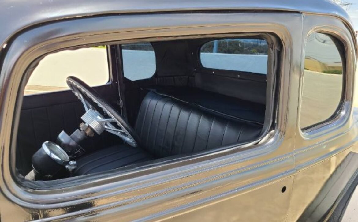 1934 Chevrolet Coupe 400 SBC engine – Muscle Cars Weekly