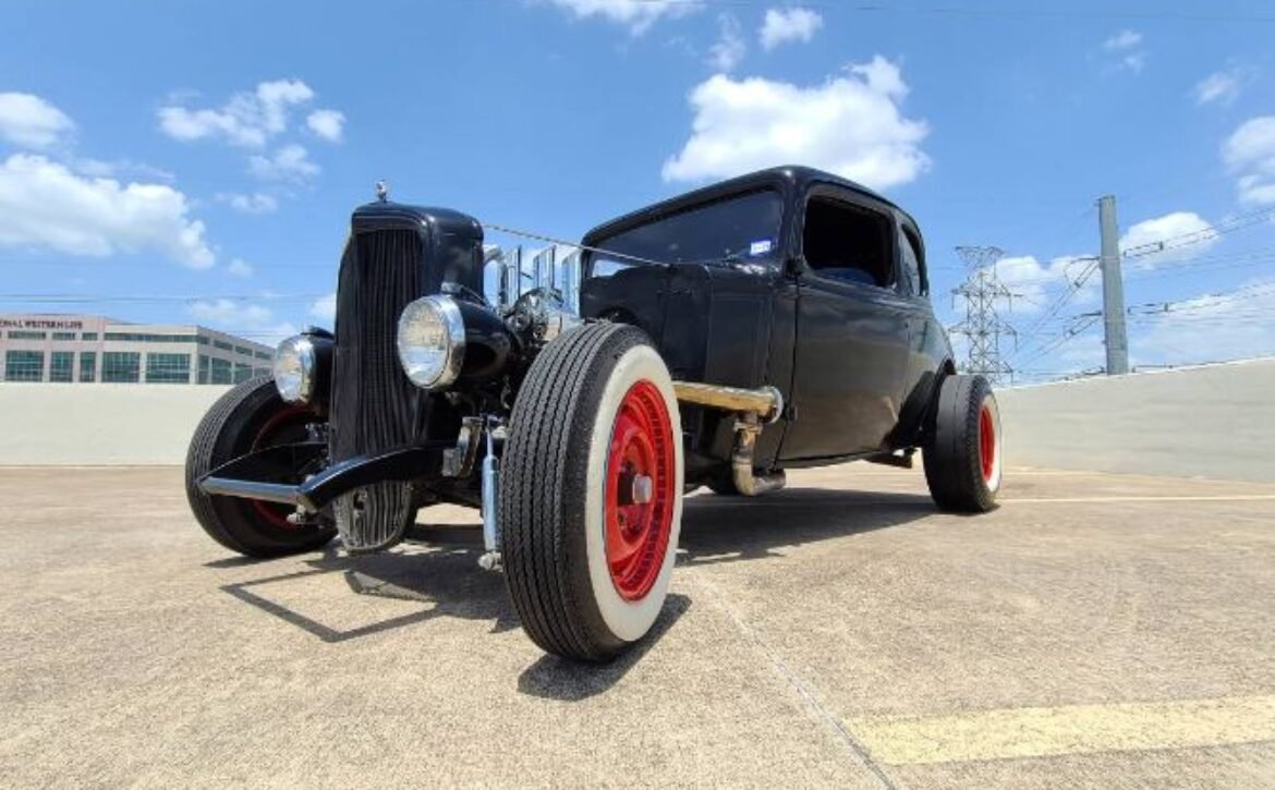 1934 Chevrolet Coupe 400 SBC engine – Muscle Cars Weekly