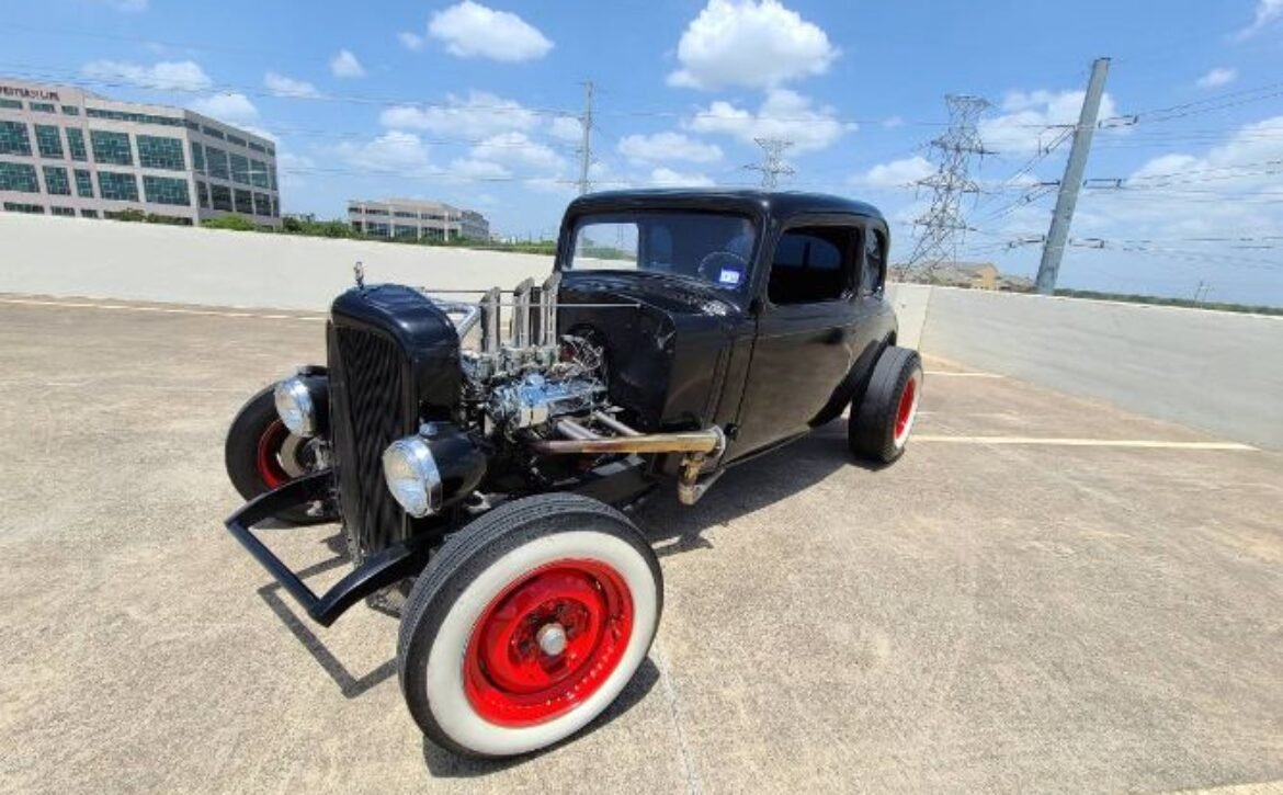 1934 Chevrolet Coupe 400 SBC engine – Muscle Cars Weekly