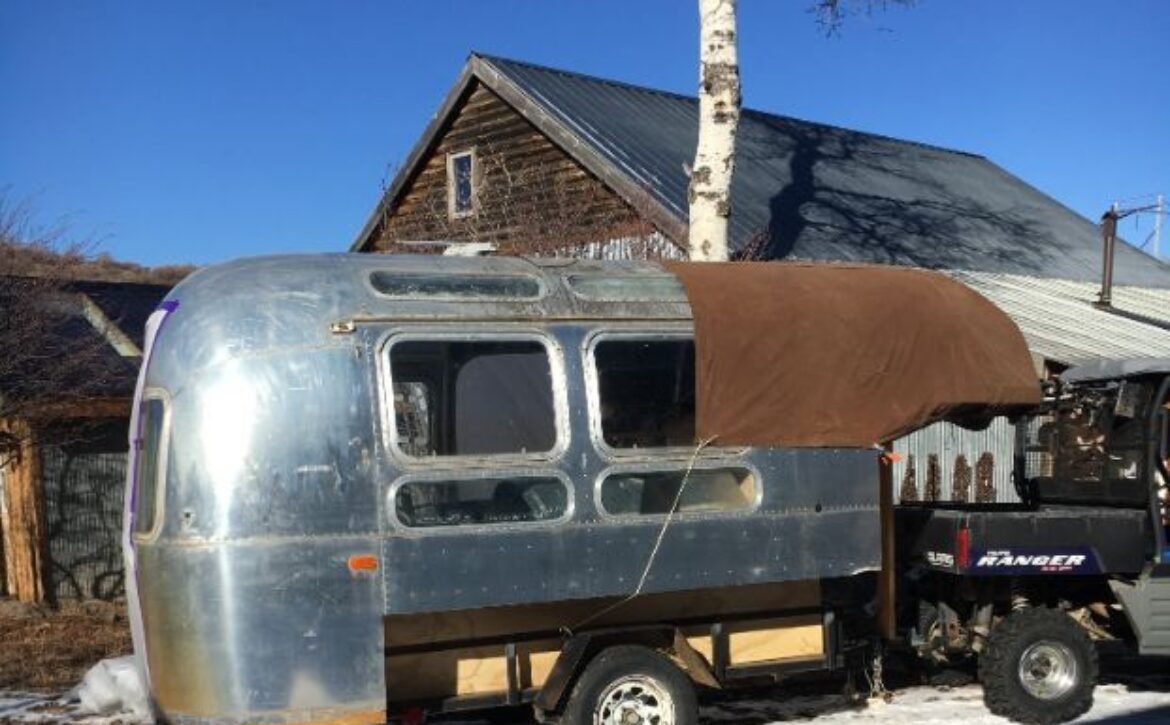 1948 REO Speedwagon Ford fuel-injected 460 engine – Muscle Cars Weekly